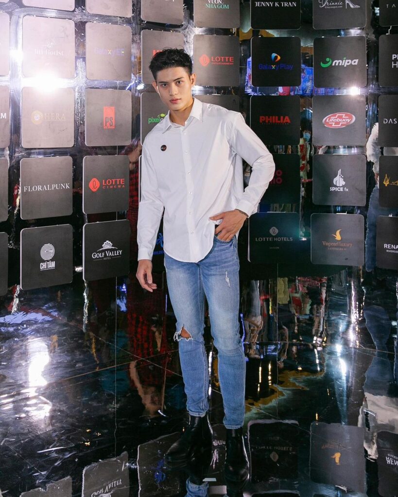 huy hoang หนุ่มหล่อจากประเทศเวียดนามงานดีแบบเกินต้าน