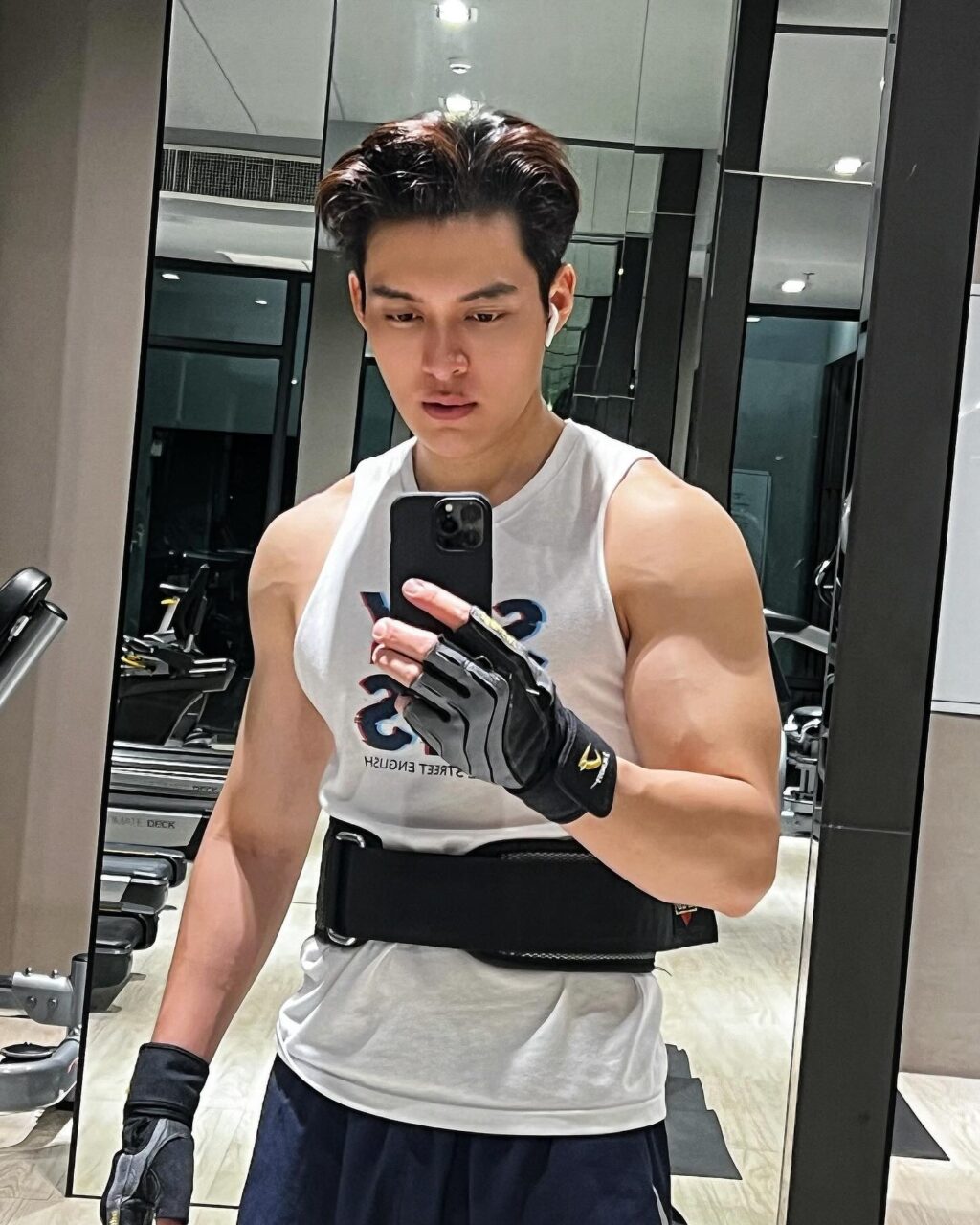 เต้ย วุฒิพงษ์ นายแบบสุดฮอต ดีกรี ลูกบุญธรรม ศิริพร